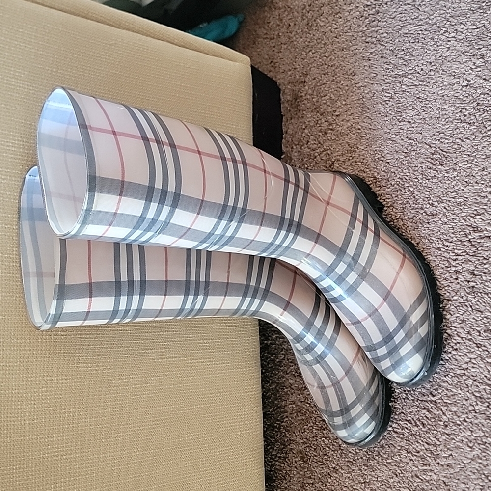 Burberry Rain Boots - Gem